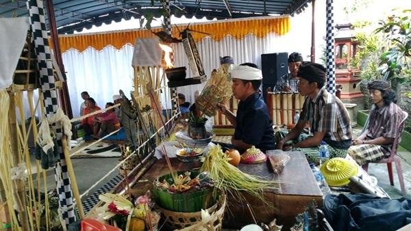 Wayang Lemah, Kuatnya Unsur Seni Dalam Upacara - Metrum